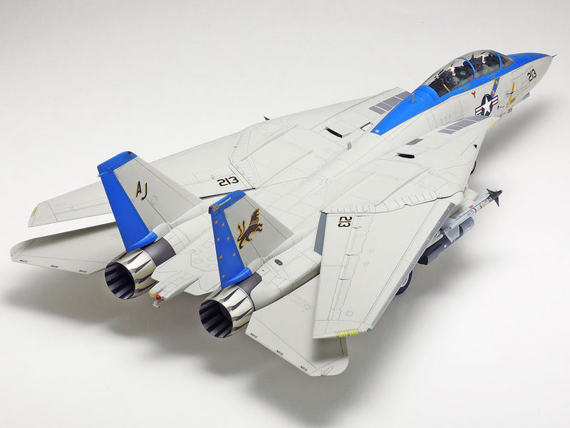 1/48 Grumman F-14D Tomcat – Cyber Hobby